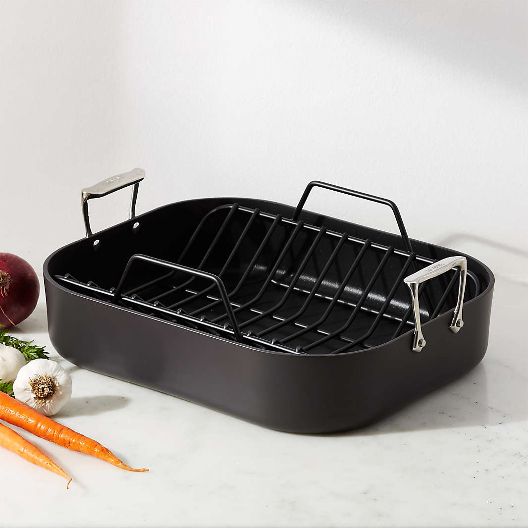 Roasting Pans with Racks | Crate & Barrel Canada