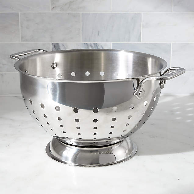 Nera Matte Black Colander + Reviews | Crate & Barrel Canada