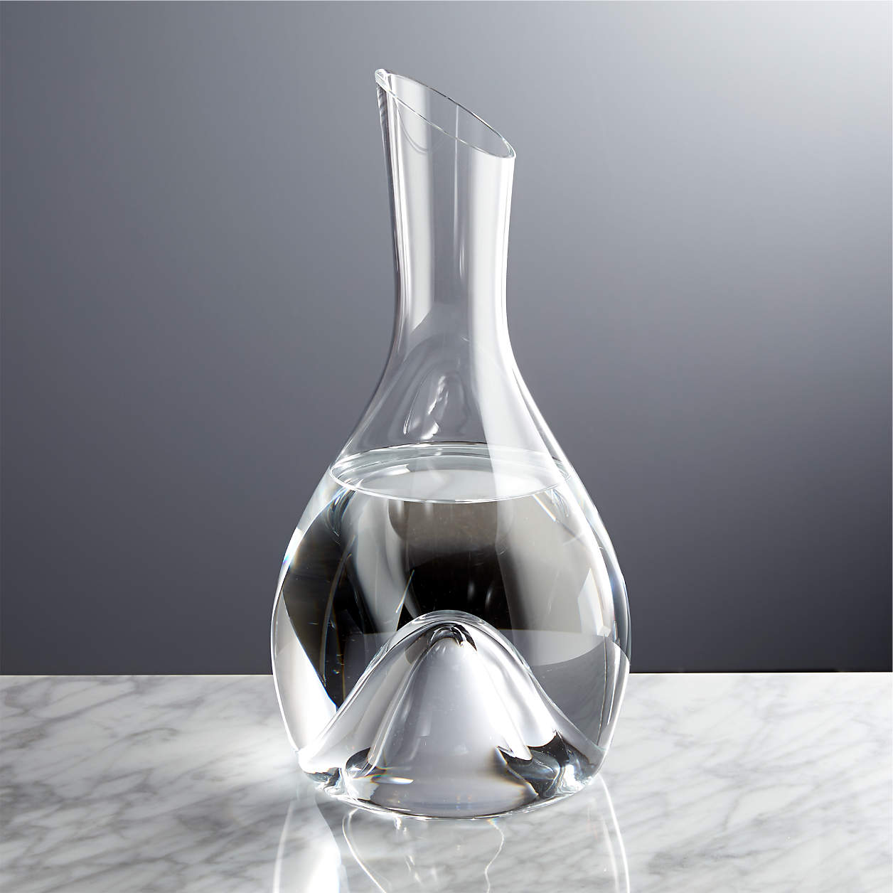 Marin Oregon Modern Decanter + Reviews | Crate & Barrel