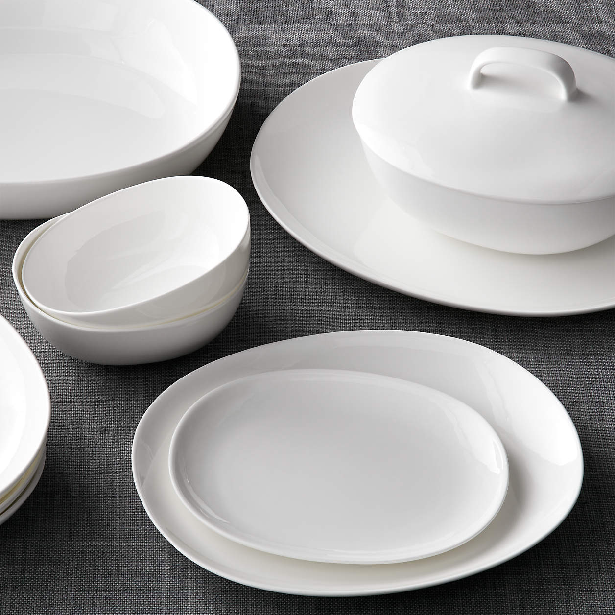 Bennett Oval Dinnerware | Crate & Barrel