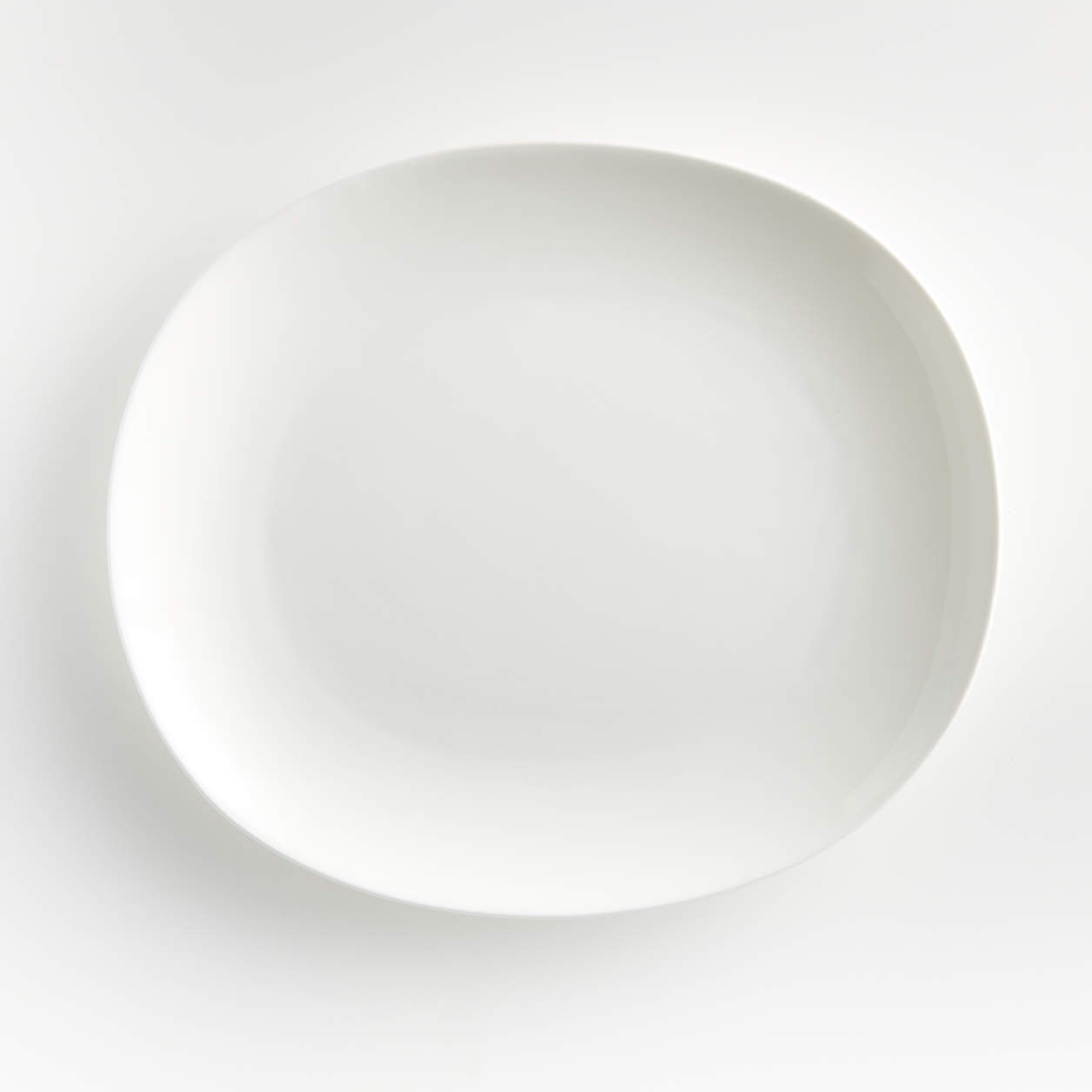 Bennett Oval Dinner Plate + Reviews | Crate & Barrel