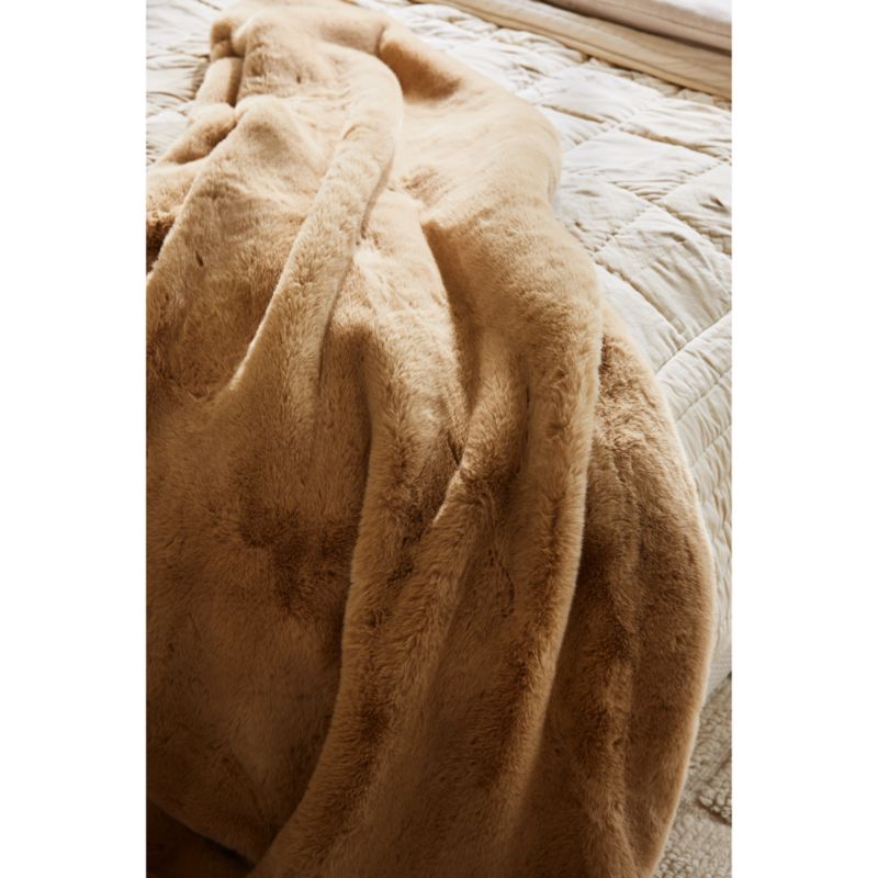 Ginger Beige Faux Fur 70"x55" Throw Blanket + Reviews | Crate & Barrel ...