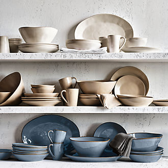 Farmhouse Dinnerware | Crate & Barrel