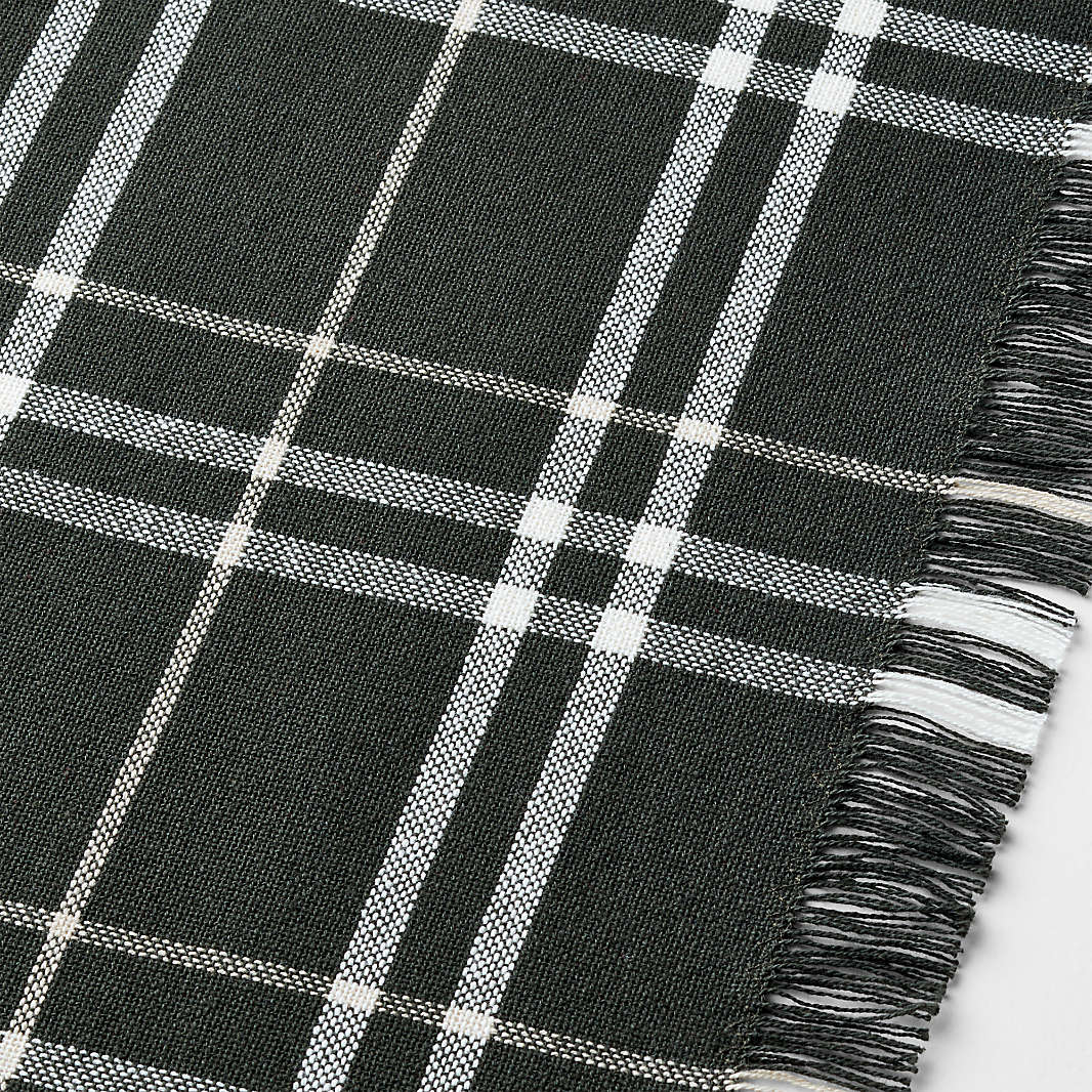 Table Runners: Modern & Linen Dining Table Runners | Crate & Barrel