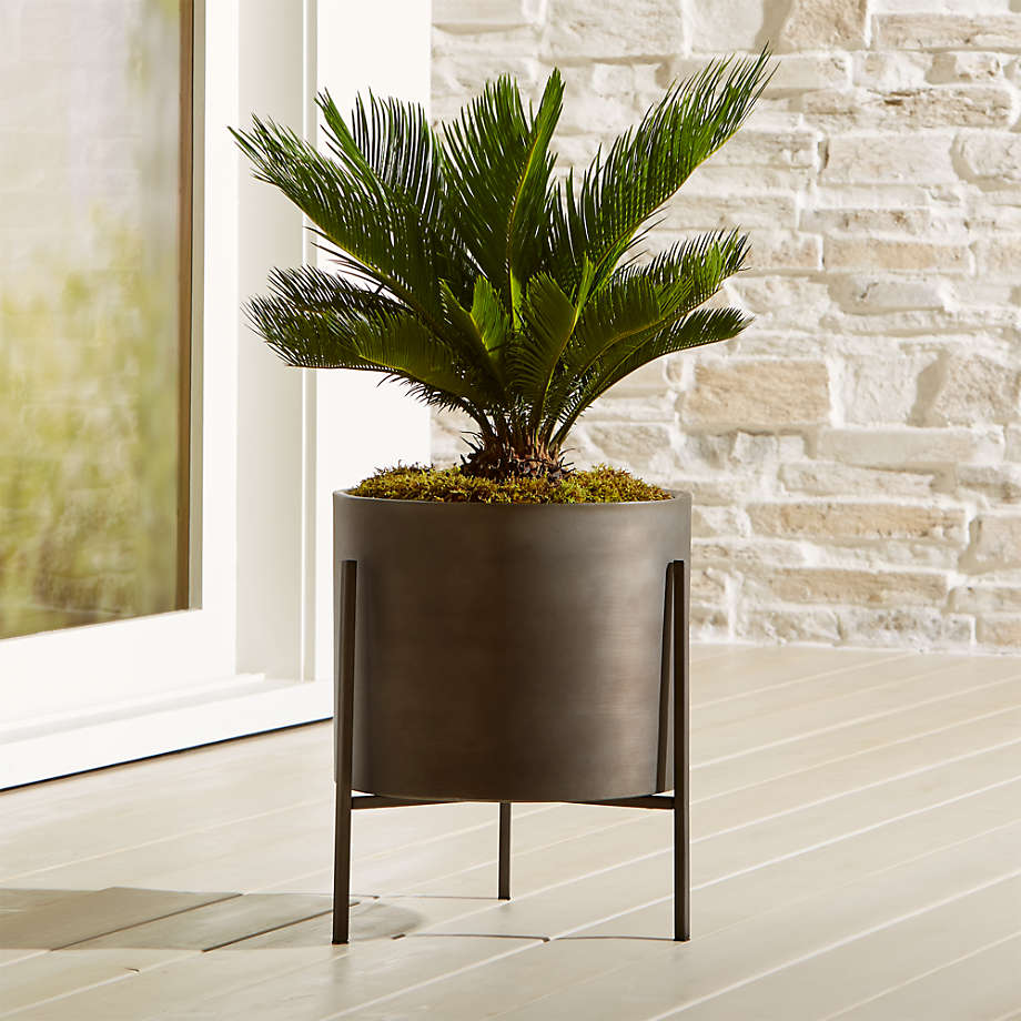 Dundee Indoor/Outdoor Bronze Low Planter with Stand + Reviews | Crate ...