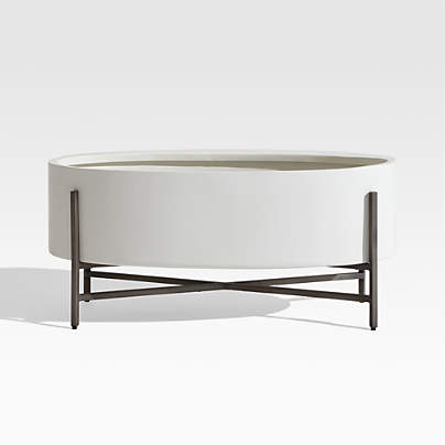 Dundee White Round Indoor/Outdoor Planter with Short Stand + Reviews ...