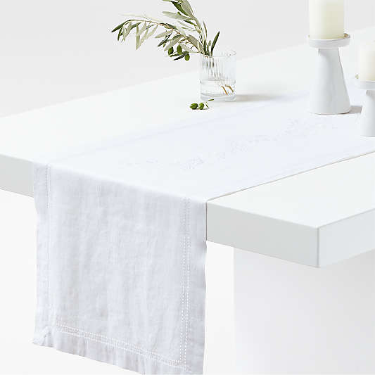 Table Runners: Modern & Linen Dining Table Runners | Crate & Barrel
