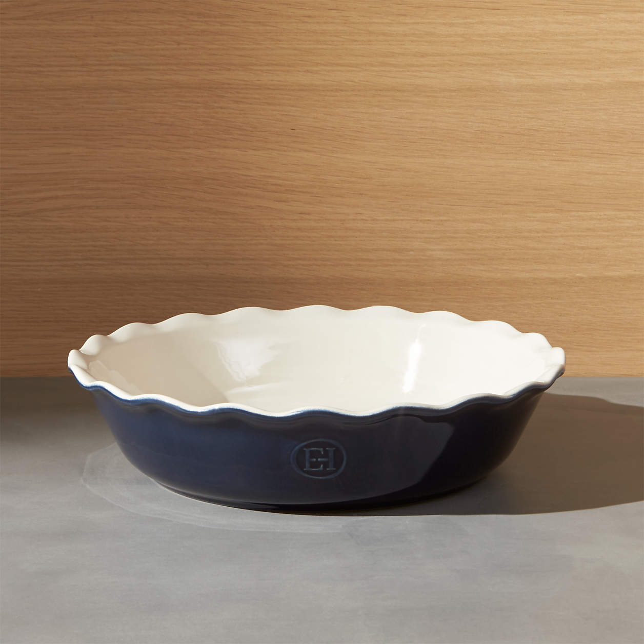 Emile Henry Modern Classic Twilight Blue Pie Dish + Reviews | Crate ...