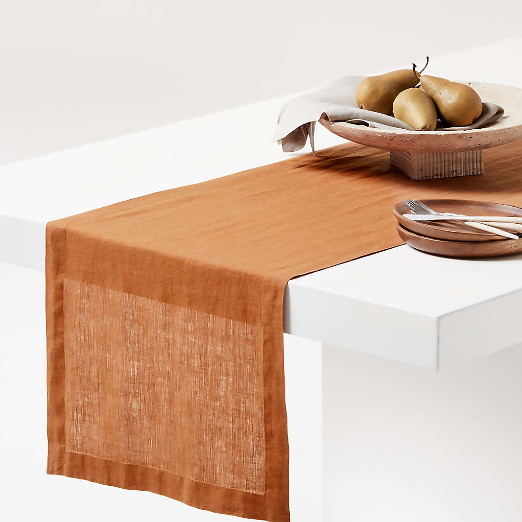 Table Runners: Modern & Linen Dining Table Runners | Crate & Barrel