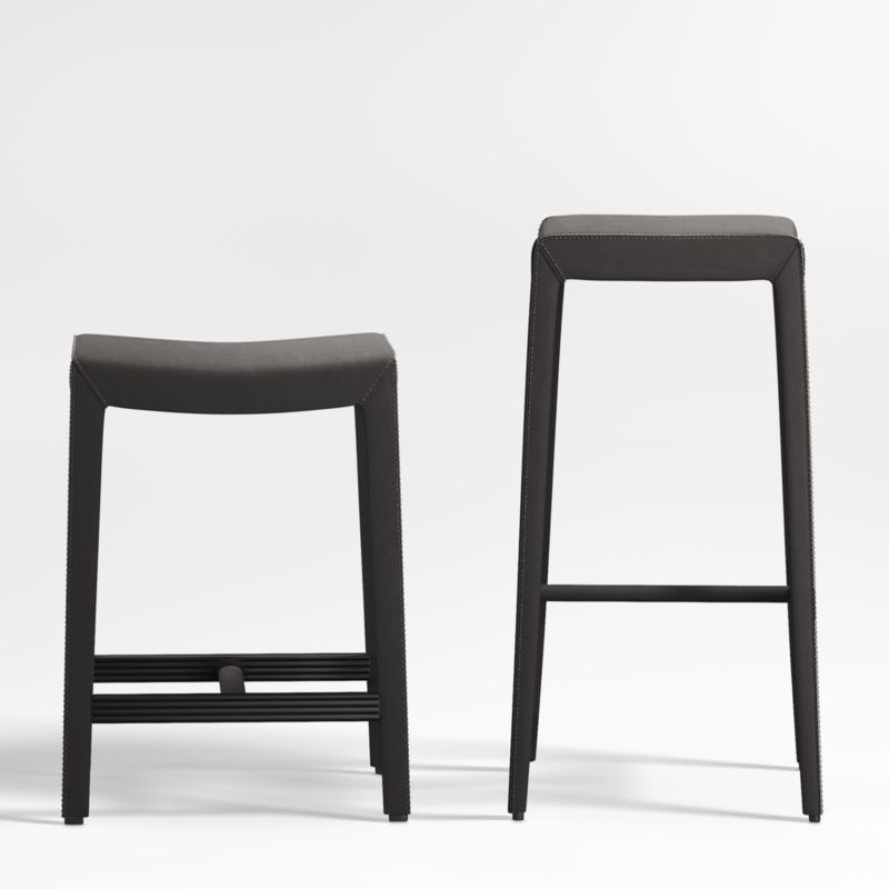 Folio Viola Black Top-Grain Leather Backless Bar Stool + Reviews ...