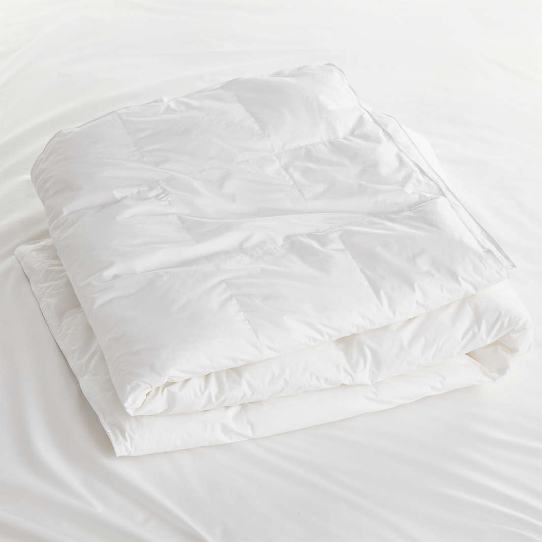 Duvet Inserts & the Best Duvet Fillers for the Bedroom | Crate & Barrel ...