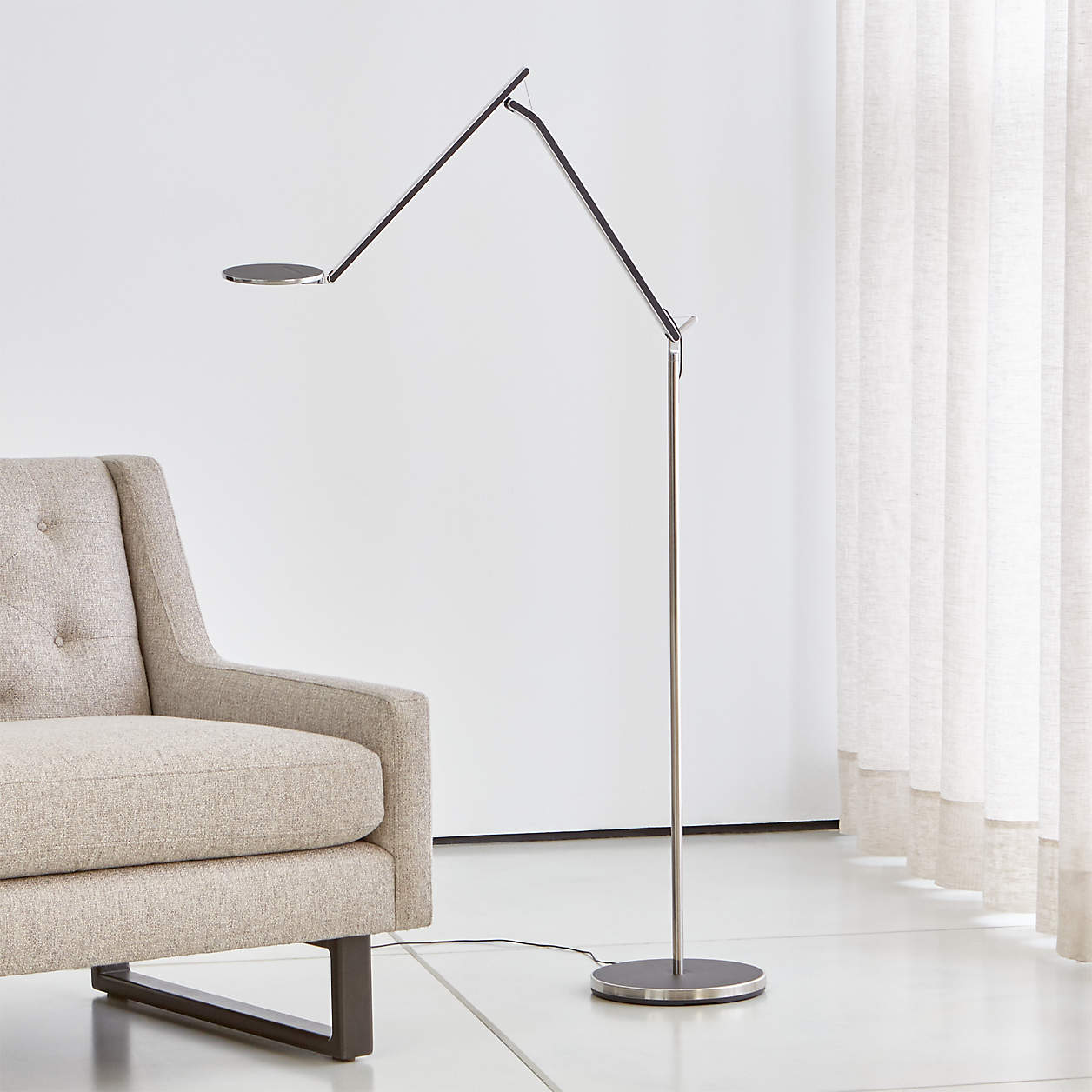 Humanscale Infinity Ash Black Floor Lamp + Reviews | Crate & Barrel