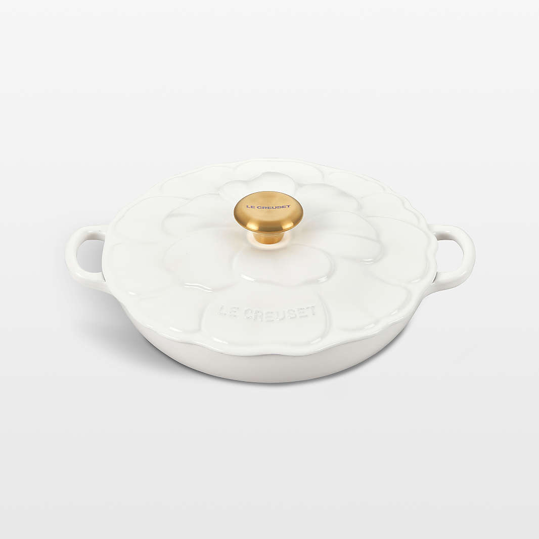 Le Creuset Cookware: Pots, Pans and Dutch Ovens | Crate & Barrel Canada