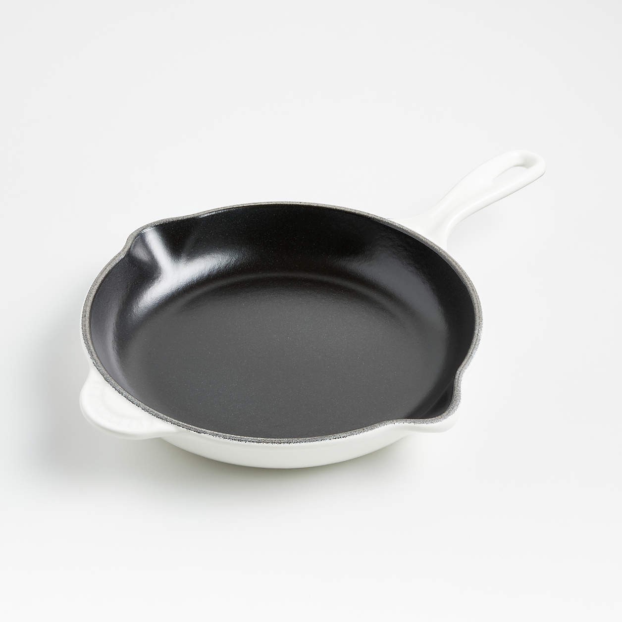 Le Creuset Classic 9" White Enameled Cast Iron Skillet + Reviews ...