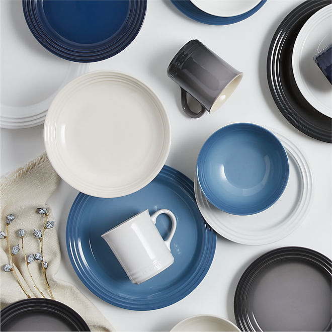 Farmhouse Dinnerware | Crate & Barrel