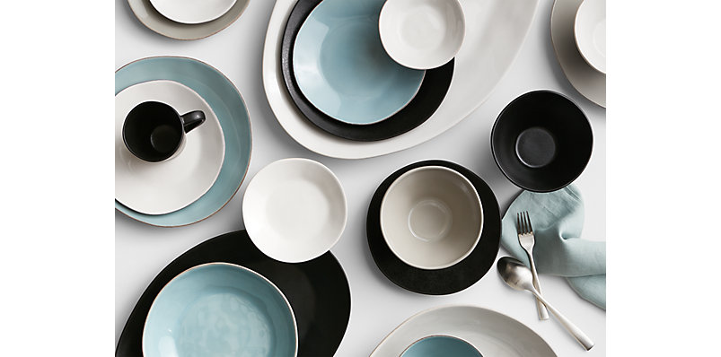 Modern Dinnerware Sets & Dish Sets | Crate & Barrel