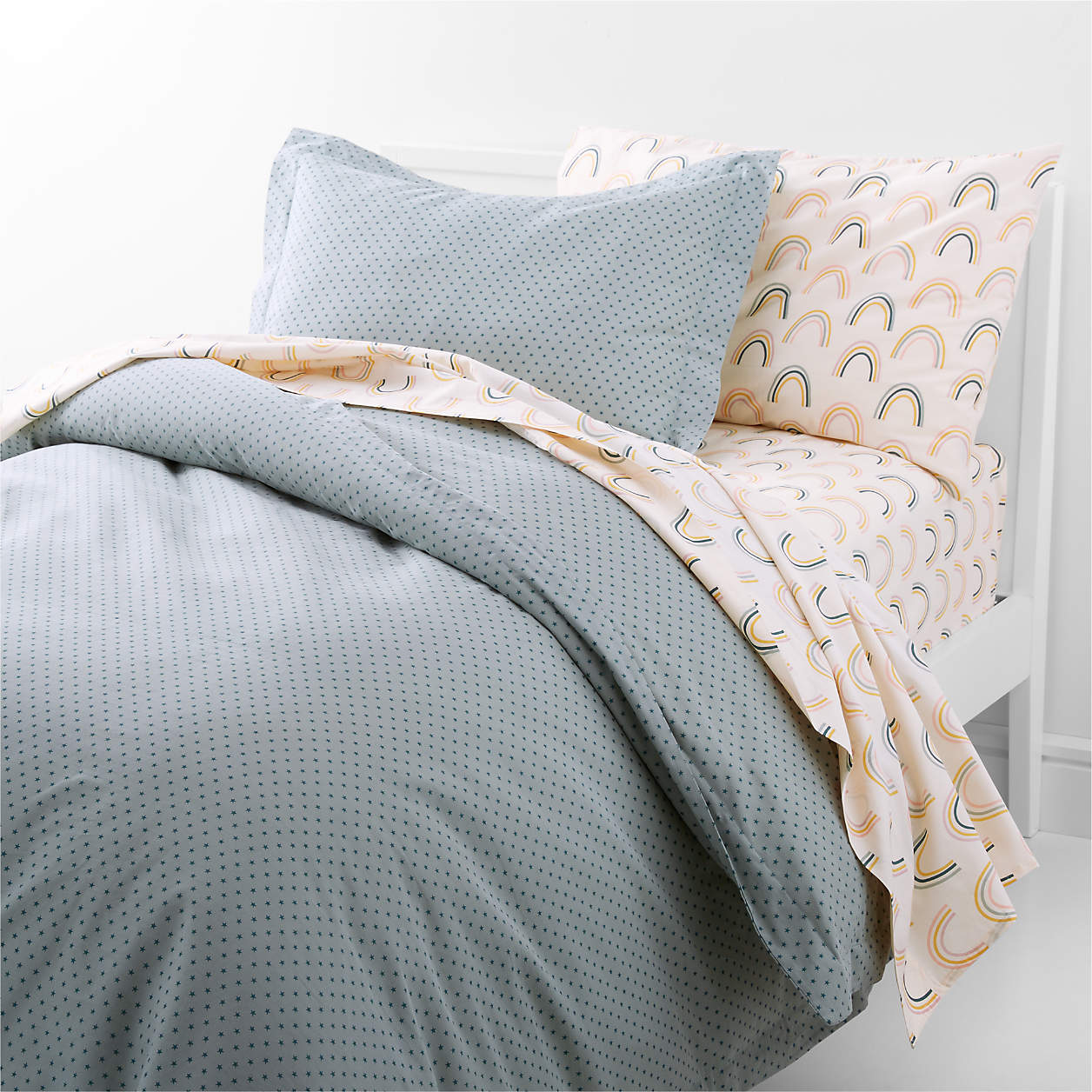 Modern Asha Kids Organic Rainbow Bedding | Crate & Kids | Crate & Kids