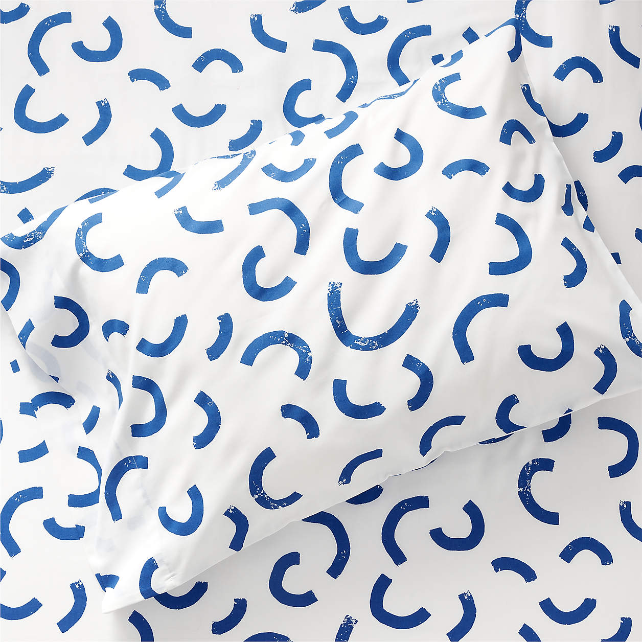Moonbeam Organic Kids Twin White/Cobalt Patterned Sheet Set | Crate & Kids