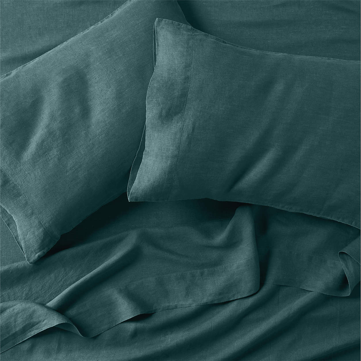 New Natural Hemp Sea Green Full Bed Sheet Set + Reviews | Crate & Barrel