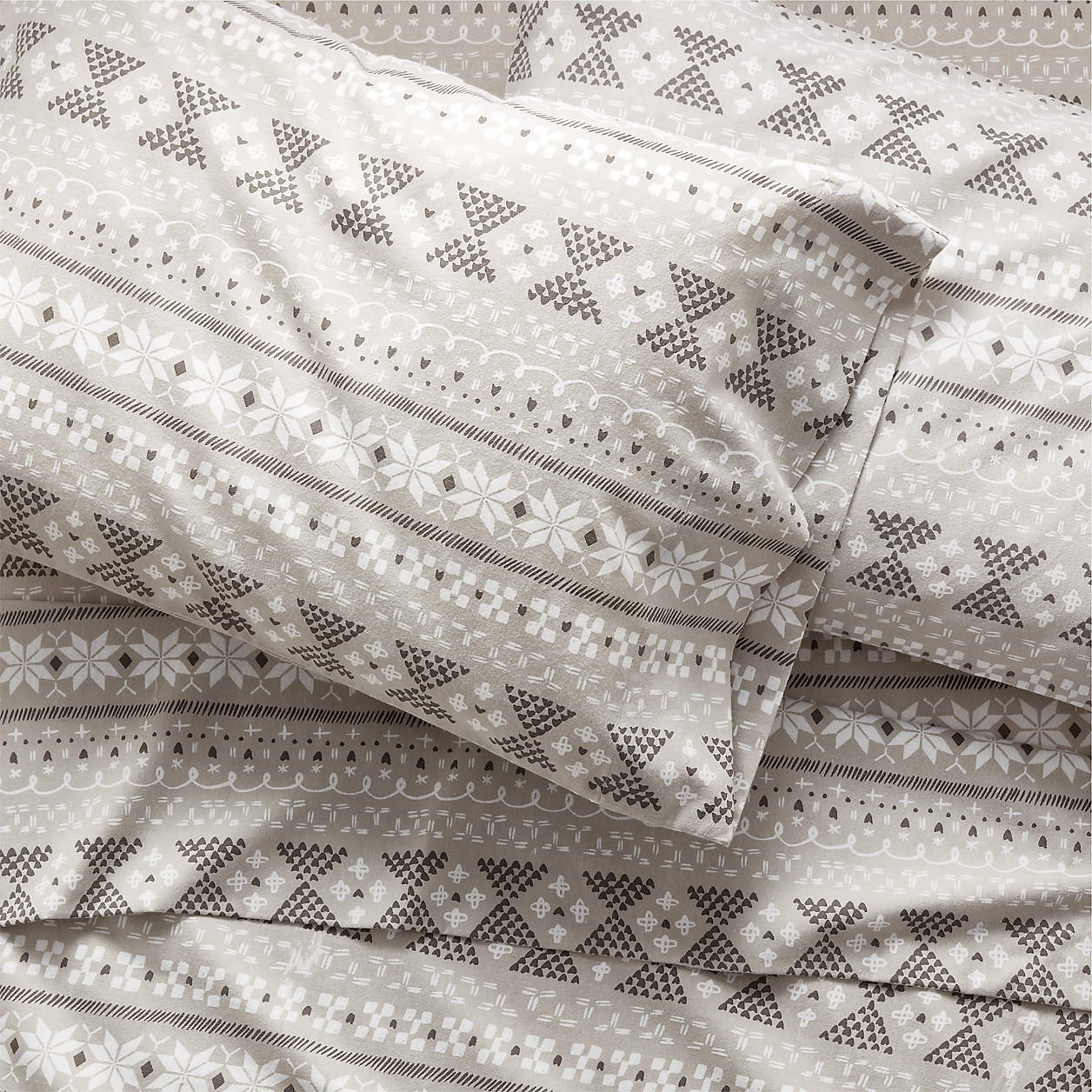 Neutral Fair Isle Organic Flannel Full Sheet Set + Reviews | Crate & Kids