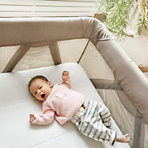 Nuna SENA aire Hazelwood Light Brown Playard and Travel Crib + Reviews ...