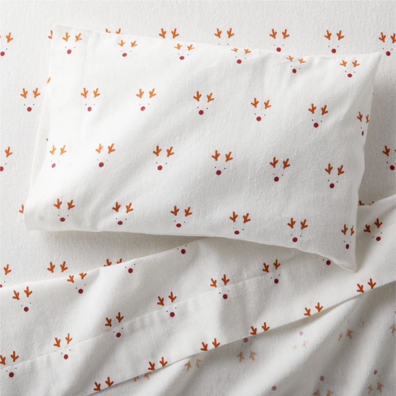 Organic Flannel Reindeer Toddler Christmas Sheet Set | Crate & Kids