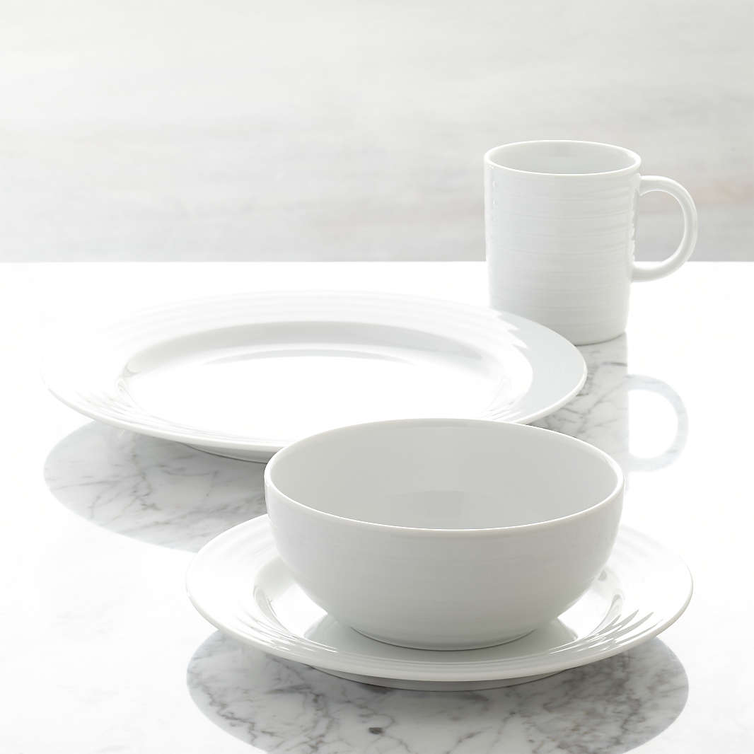 Beautiful Dinnerware Sets | Crate & Barrel