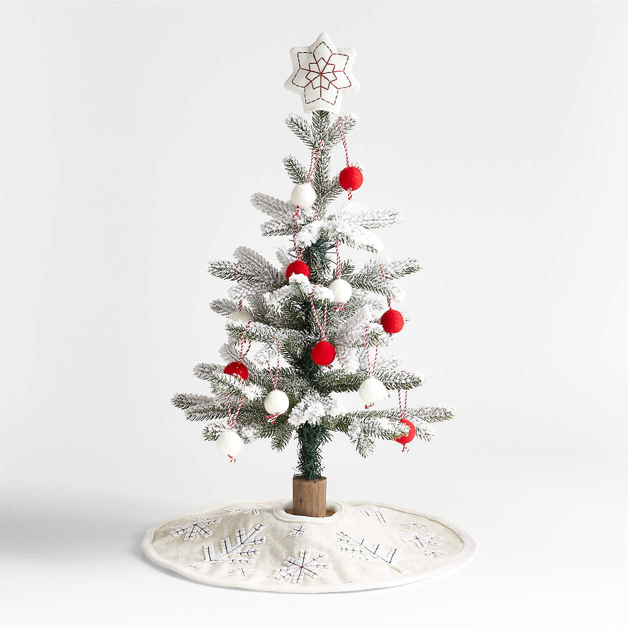 Scandi Heritage Wee Tree Kids Christmas Tree + Reviews | Crate & Kids