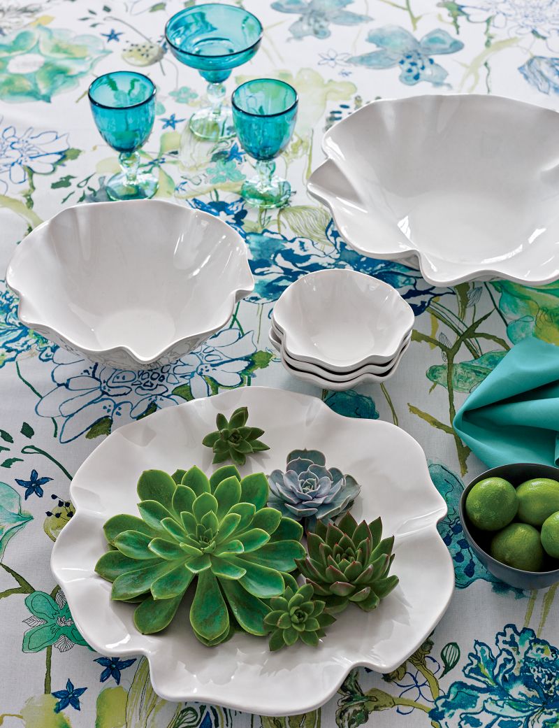 White Ruffle 16" Platter + Reviews | Crate & Barrel Canada