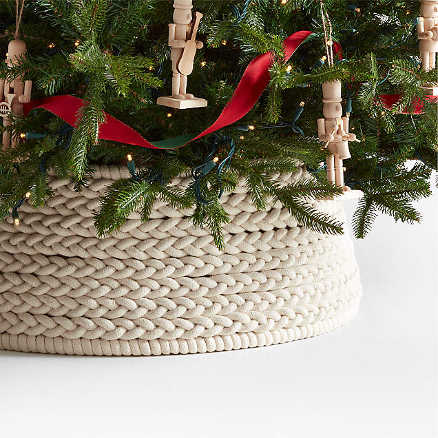 Star Christmas Tree Collar + Reviews | Crate & Barrel Canada