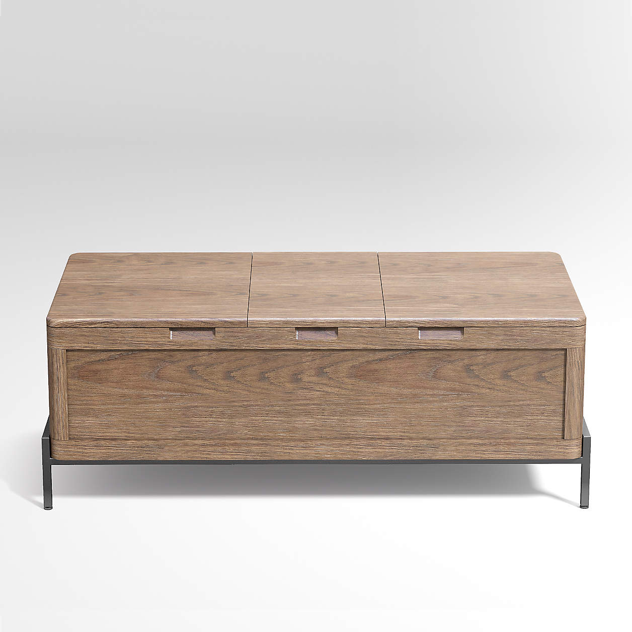 Winchester Rectangular Trunk + Reviews | Crate & Barrel Canada