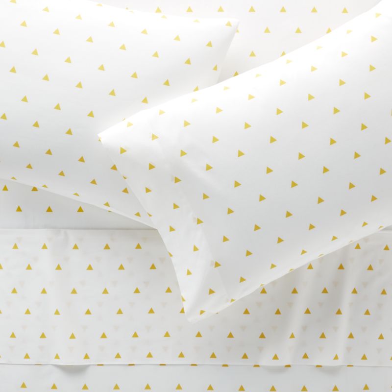 Organic Yellow Triangle Kids Full Sheet Set + Reviews | Crate & Kids
