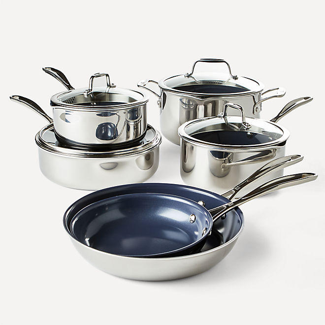 Cast-Iron Cookware: Skillets, Pots & More | Crate & Barrel Canada