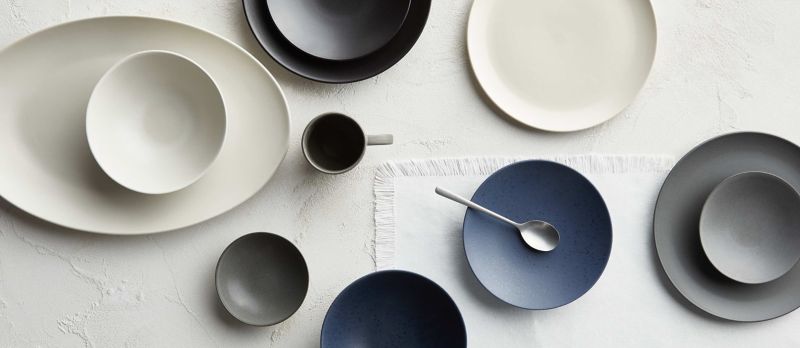 Modern Dinnerware Sets & Dish Sets | Crate & Barrel