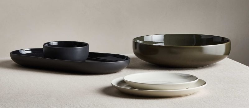 Modern Dinnerware Sets & Dish Sets | Crate & Barrel