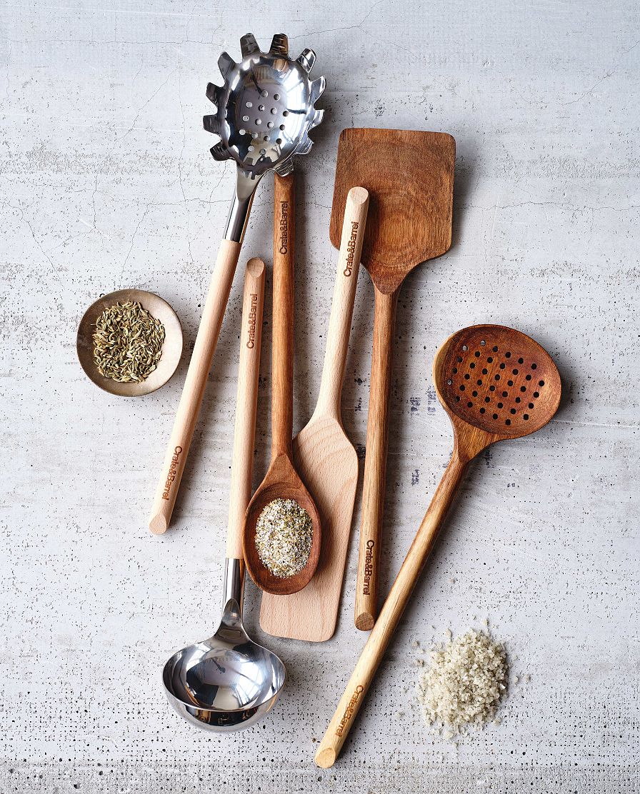 Modern Furniture Store, Kitchen & Home Decor Canada | Crate & Barrel Canada