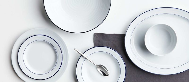 Modern Dinnerware Sets & Dish Sets | Crate & Barrel