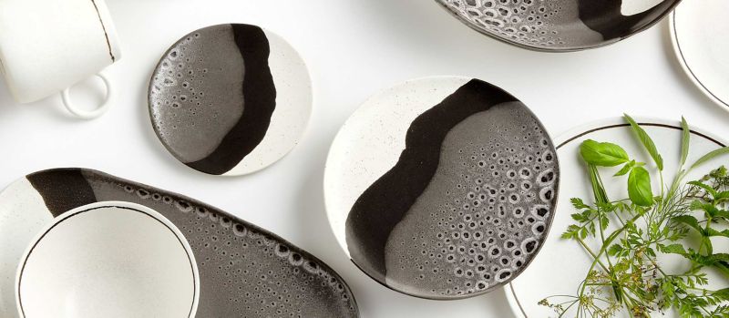 Modern Dinnerware Sets & Dish Sets | Crate & Barrel