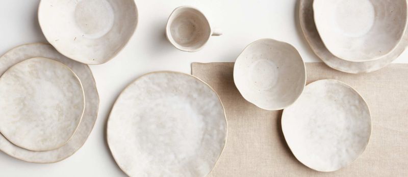 Modern Dinnerware Sets & Dish Sets | Crate & Barrel