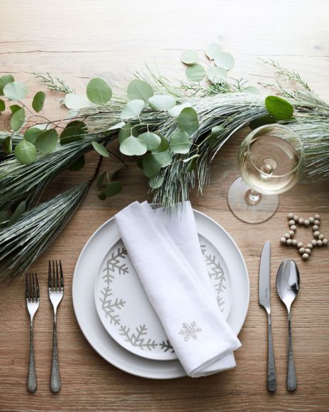 Christmas Glasses & Holiday Cocktail Glassware | Crate & Barrel