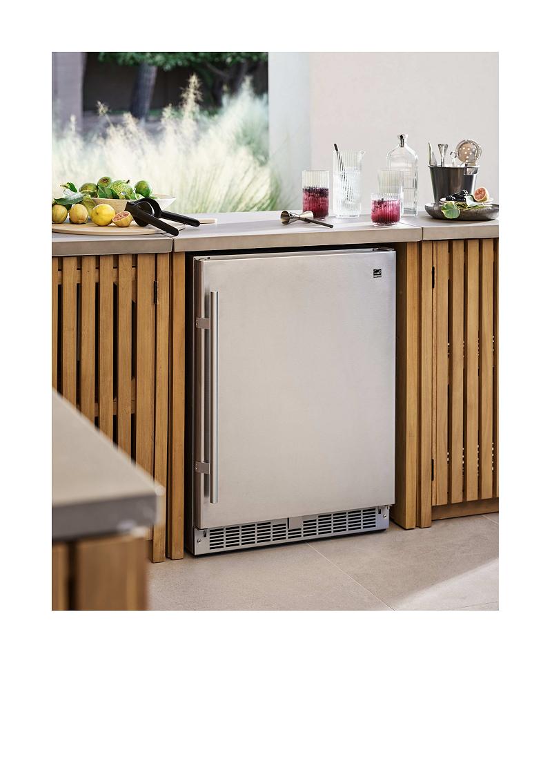 Batten Outdoor Collection | Crate & Barrel