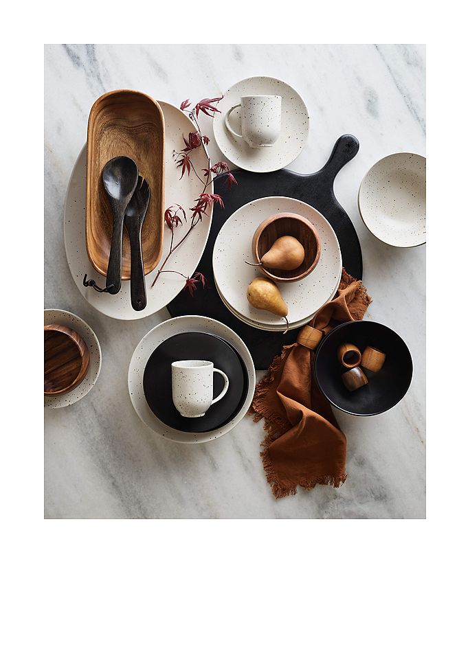 Fall Home Decor 2023: Candles, Wreaths & Pillows | Crate & Barrel Canada