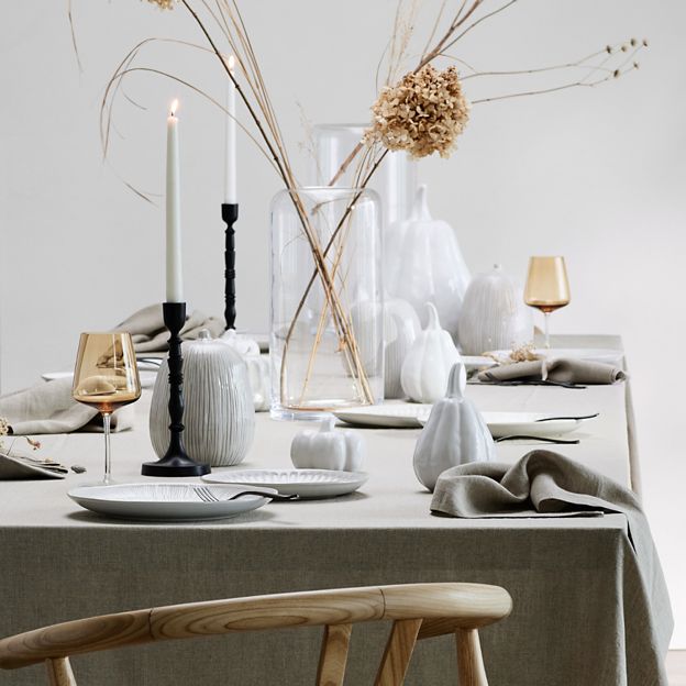 Modern and Minimal Thanksgiving Table Setting Essentials | Crate & Barrel