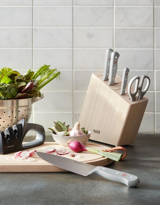 Top Kitchen Brands: Best Appliance & Cookware Brands | Crate & Barrel