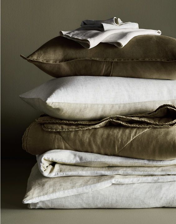 Bed Linens, Bedding & Bedroom Accessories | Crate & Barrel