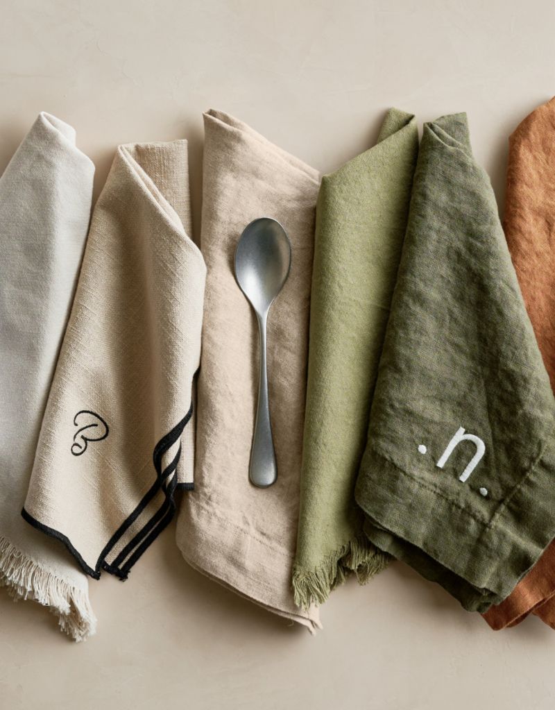 Tableware Place Settings & Table Accessories | Crate & Barrel