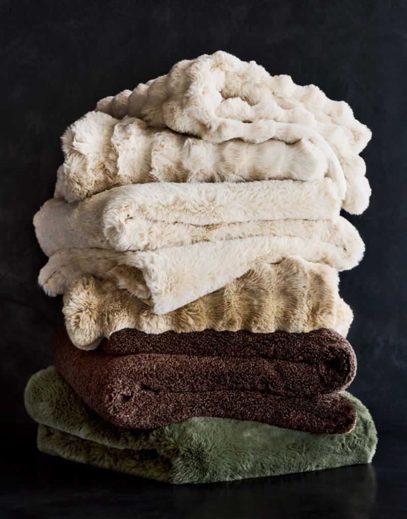 Bed Linens, Bedding & Bedroom Accessories | Crate & Barrel