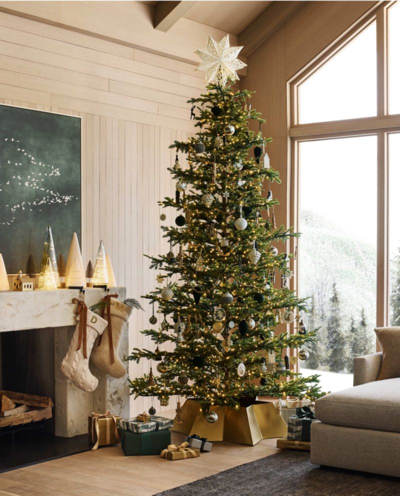 The Holiday Hub | Crate & Barrel Canada