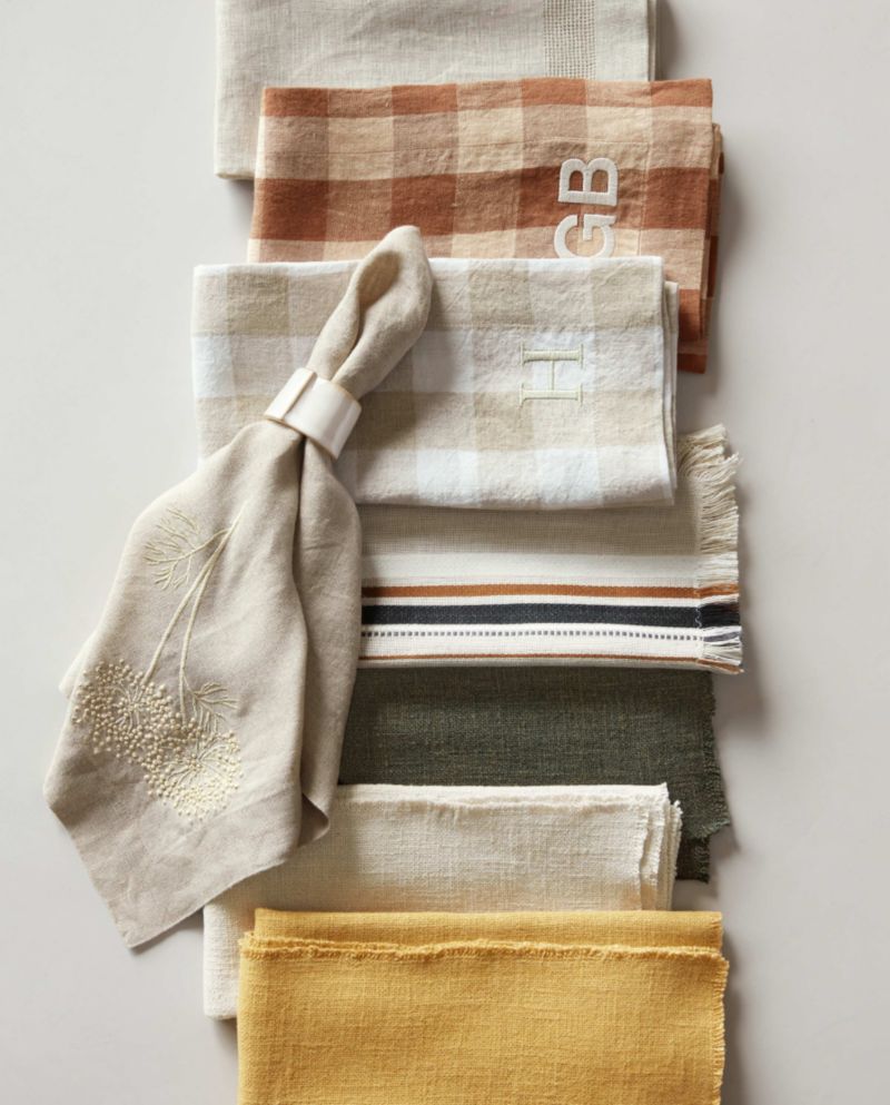 Modern Furniture Store, Home Decor & Wedding Registry | Crate & Barrel