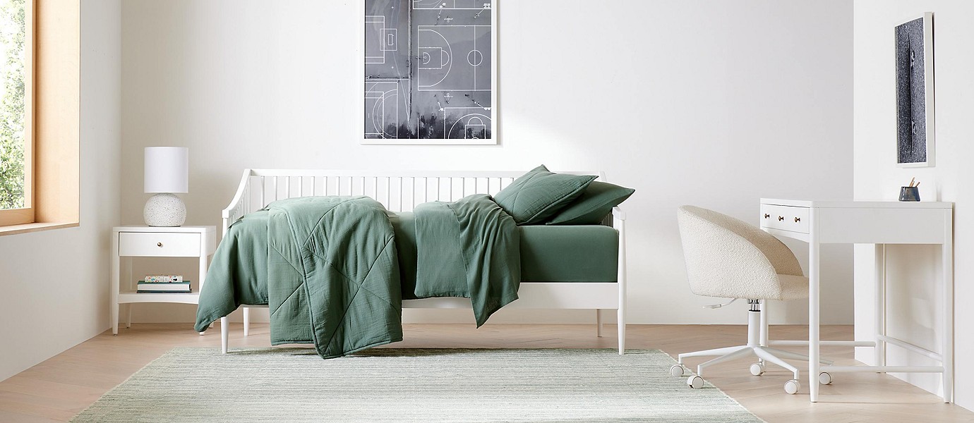 Modern Kids Furniture Sets & Baby Bedroom Collections | Crate & Kids